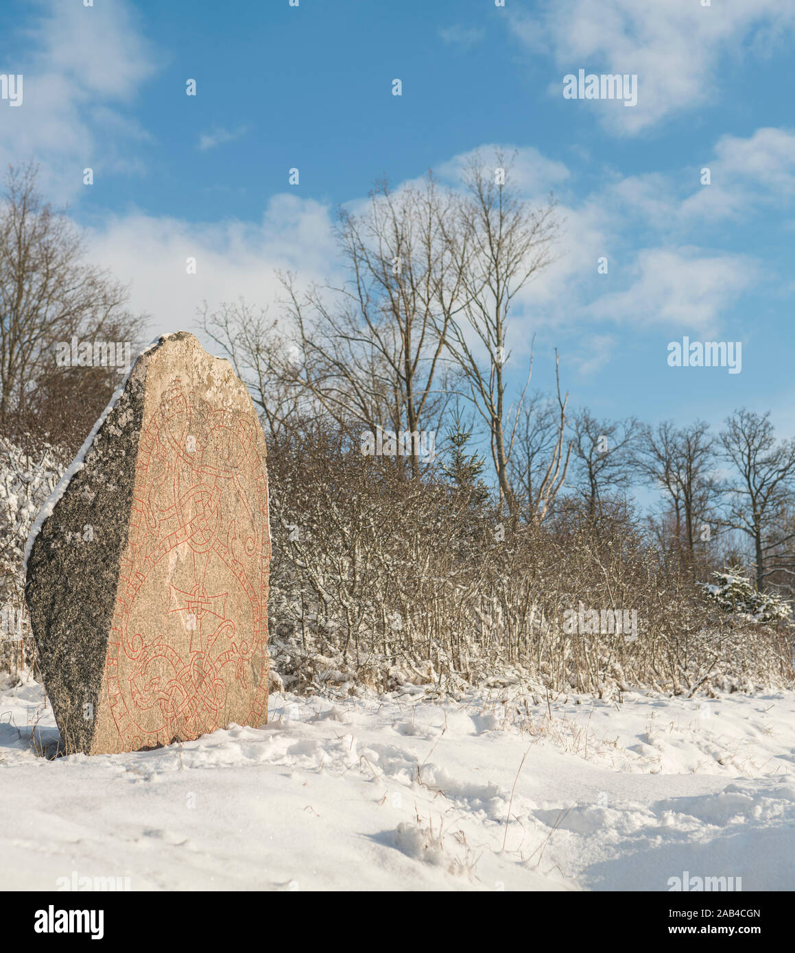 Viking cross hi-res stock photography and images - Alamy