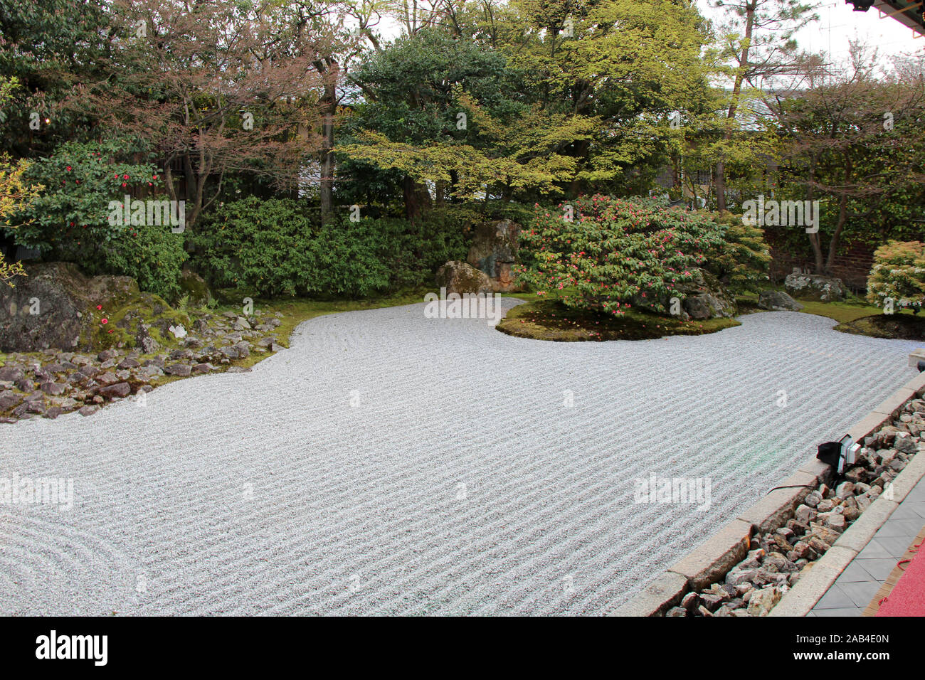 Temple jardin japonais hi-res stock photography and images - Alamy