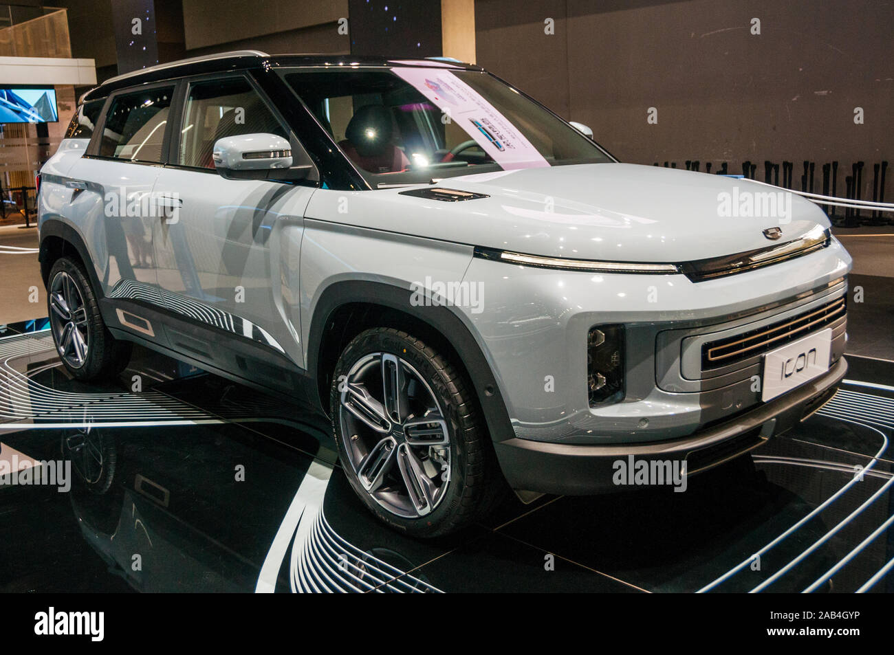 Launch of the production version of the Geely Icon at the 2019 ...