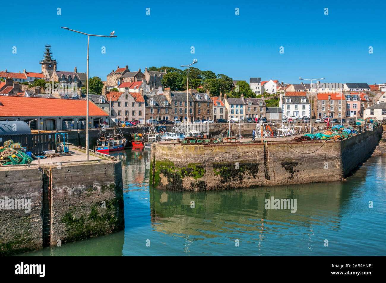 Pittenweem harbour hi-res stock photography and images - Alamy