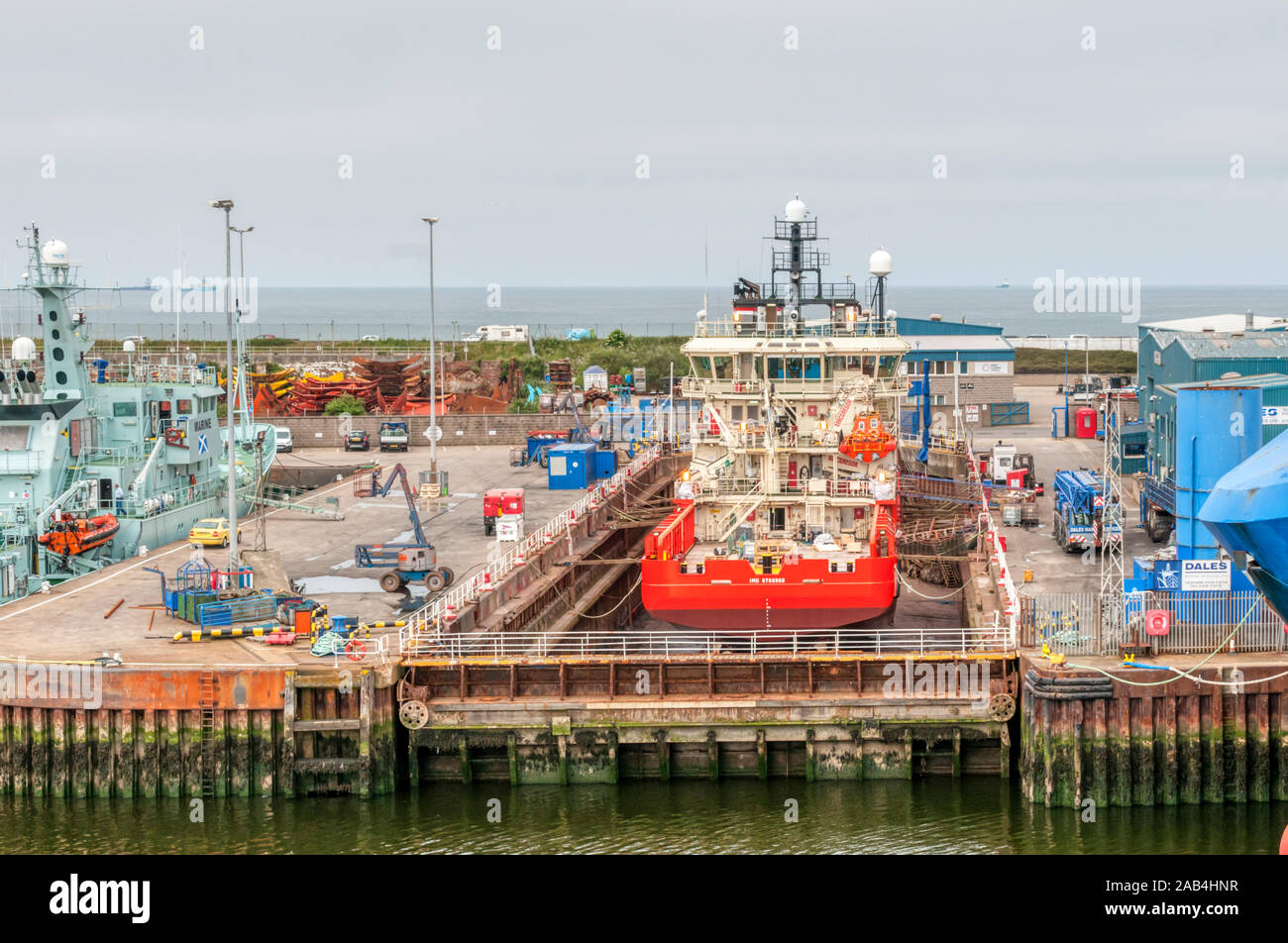 Aberdeen dockland hi-res stock photography and images - Alamy
