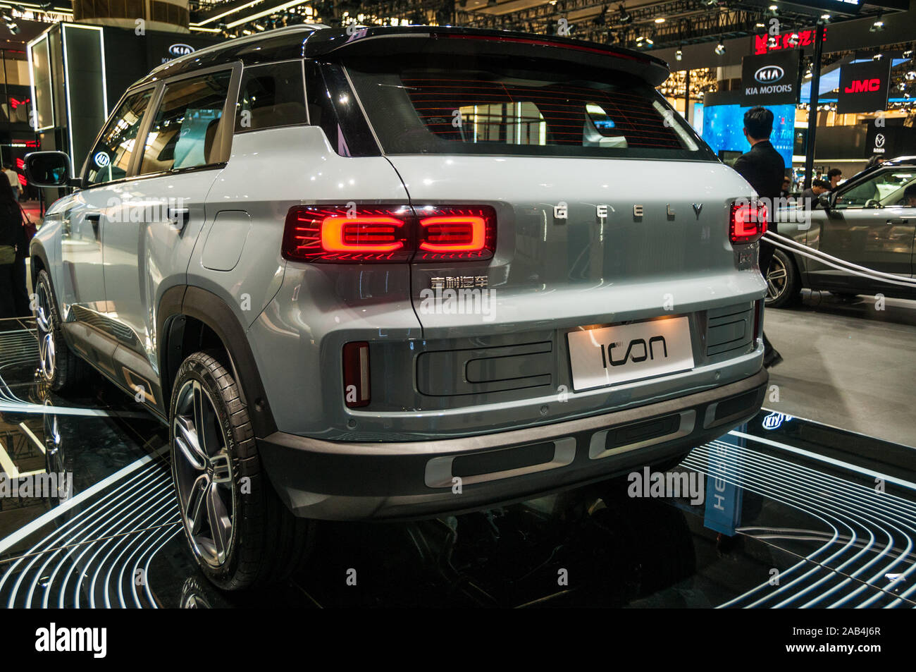 Launch of the production version of the Geely Icon at the 2019 ...