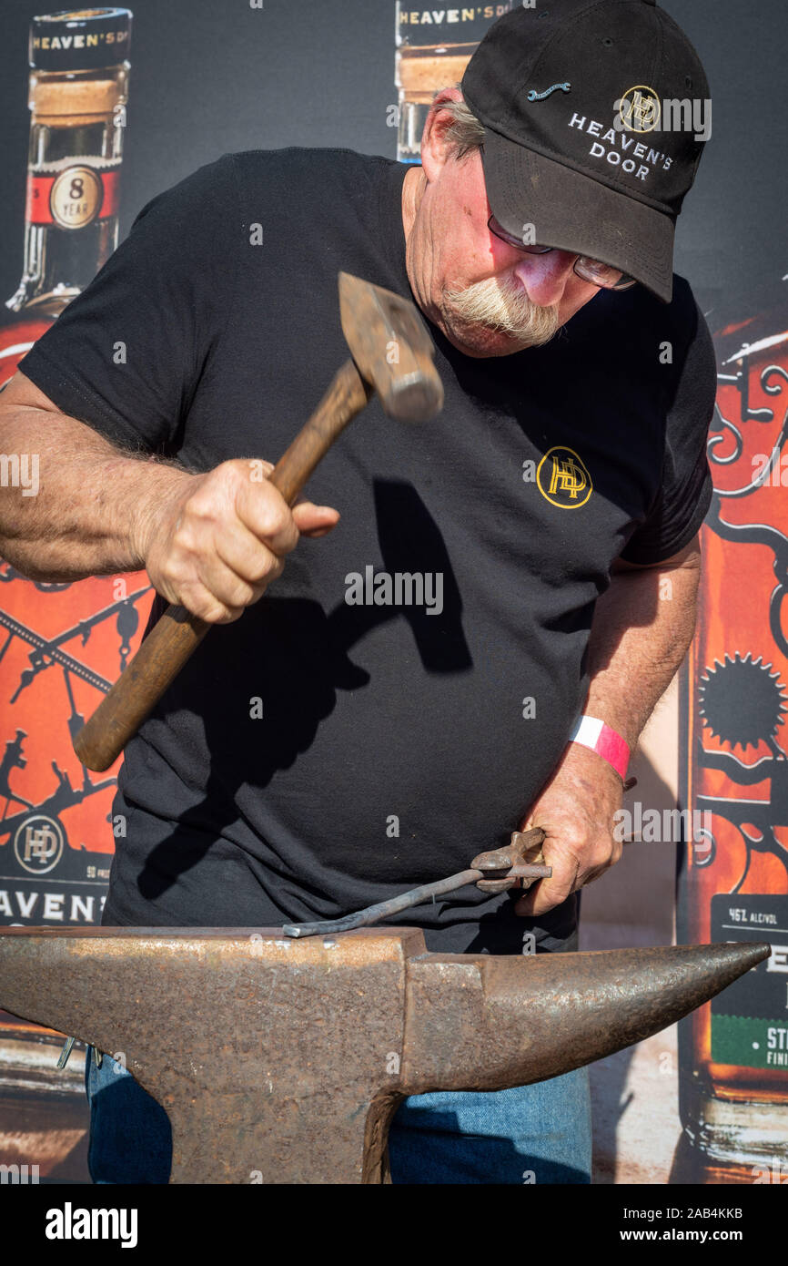 Heavens gates hi-res stock photography and images - Alamy