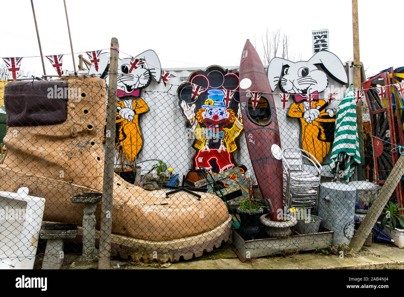 Margate Retro, shop Fort Road Yard, Margate, Kent, England Stock Photo ...