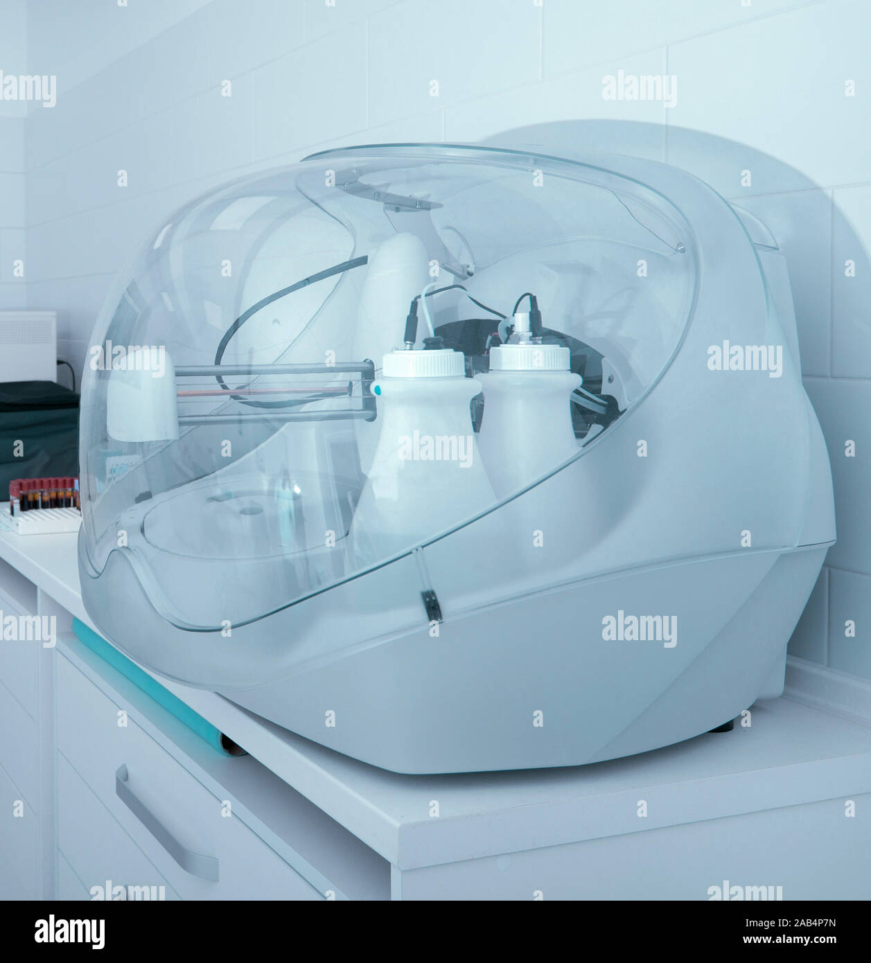 Pharmaceutical process equipment hi-res stock photography and images ...