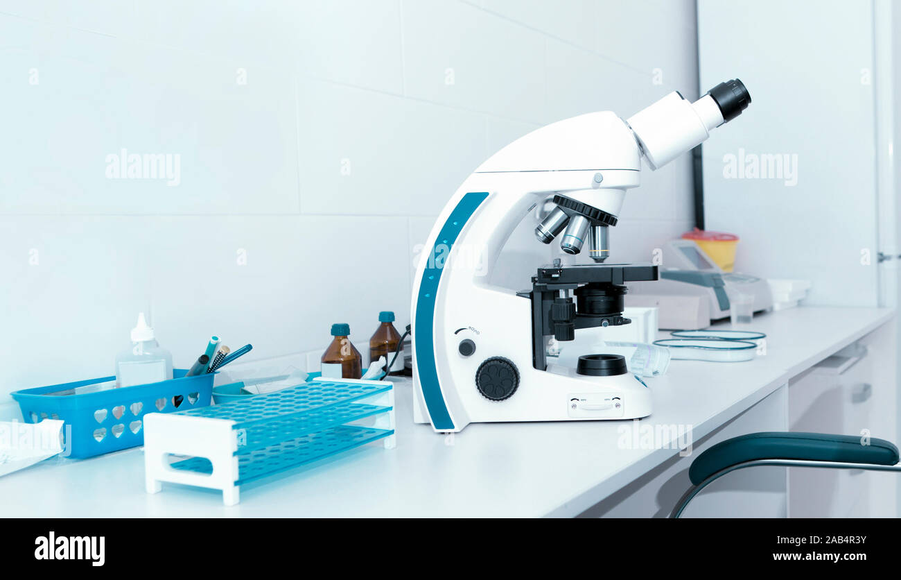 Medical research test tubes microscope hi-res stock photography and ...