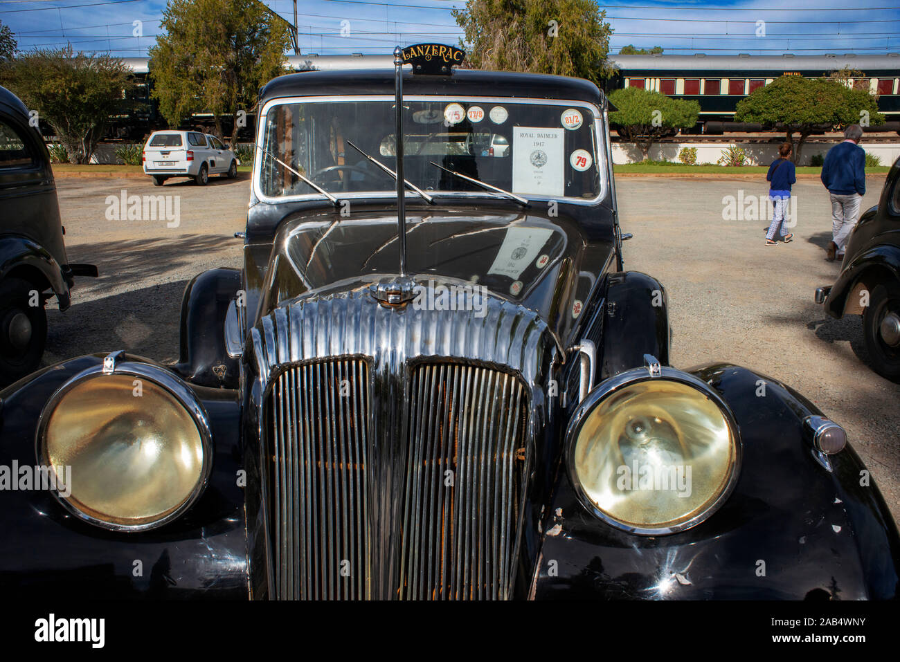 Antique train cars on display hi-res stock photography and images - Alamy