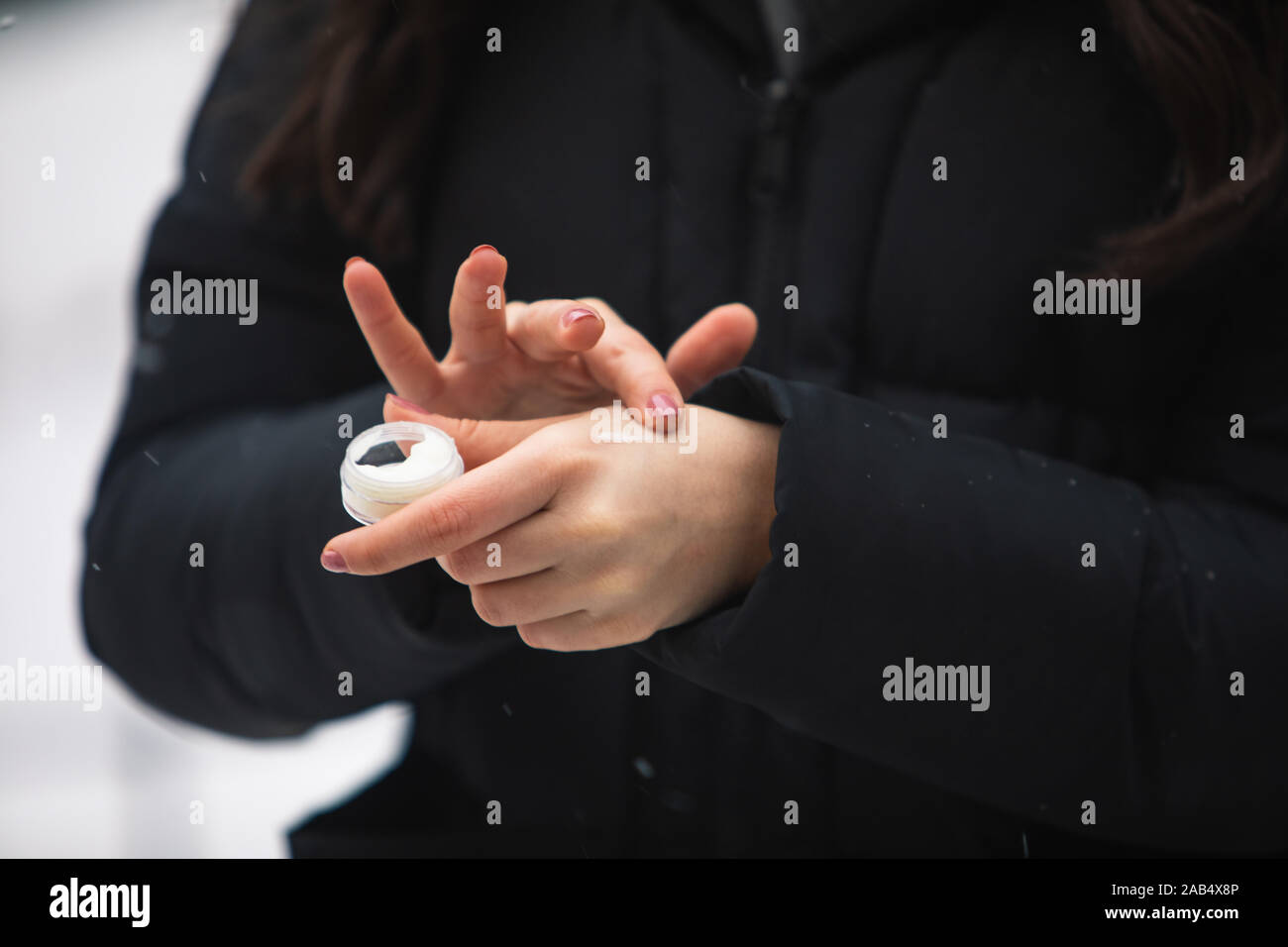 Dry skin winter face hi-res stock photography and images - Alamy