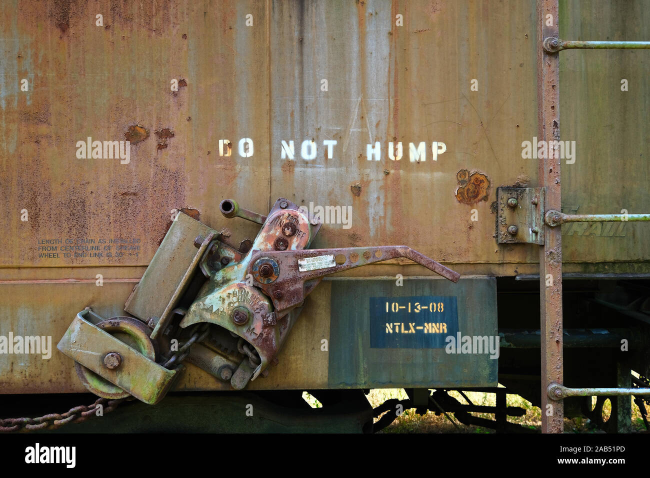 Train hump hi-res stock photography and images - Alamy