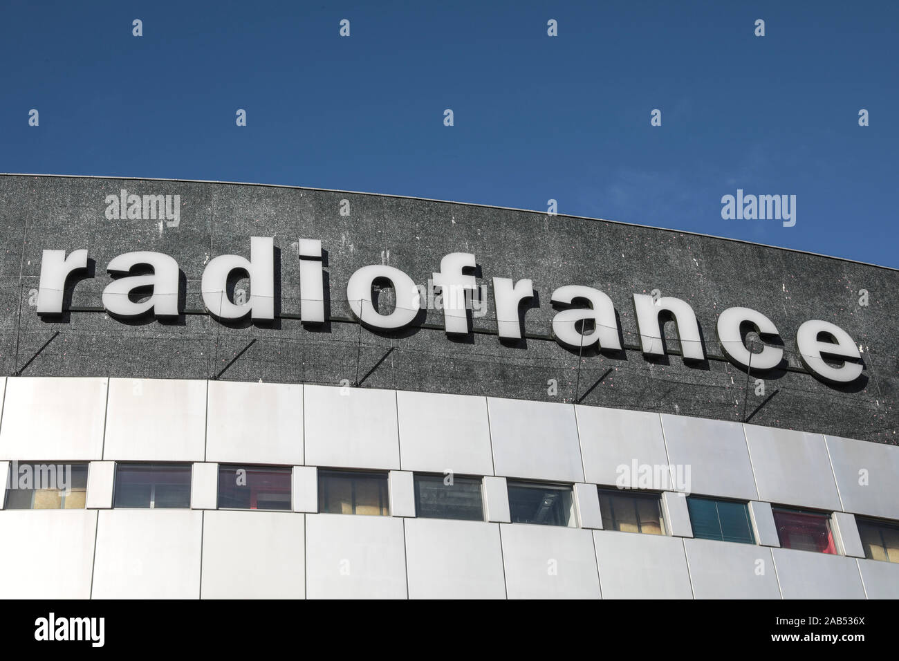 Radio frances national stations hi-res stock photography and images - Alamy