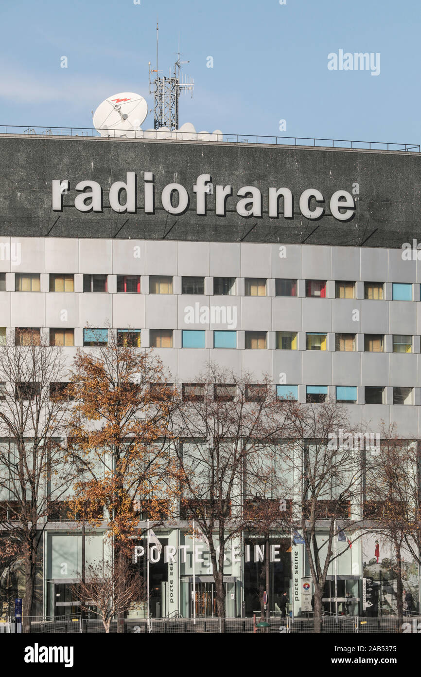MAISON DE LA RADIO, PARIS Stock Photo - Alamy