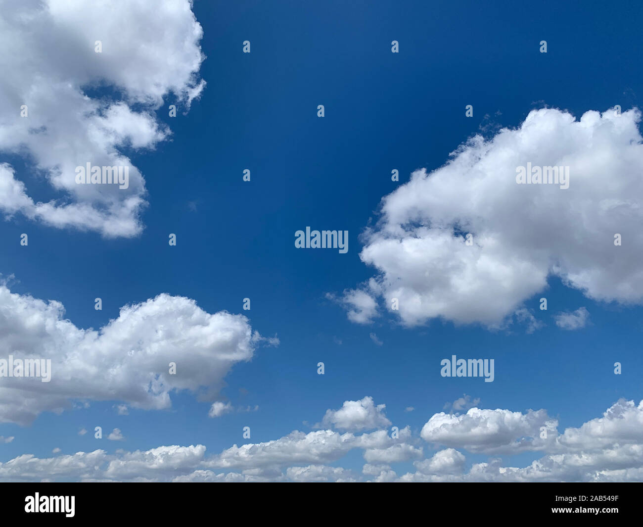 Heavy and dense cloud hi-res stock photography and images - Alamy