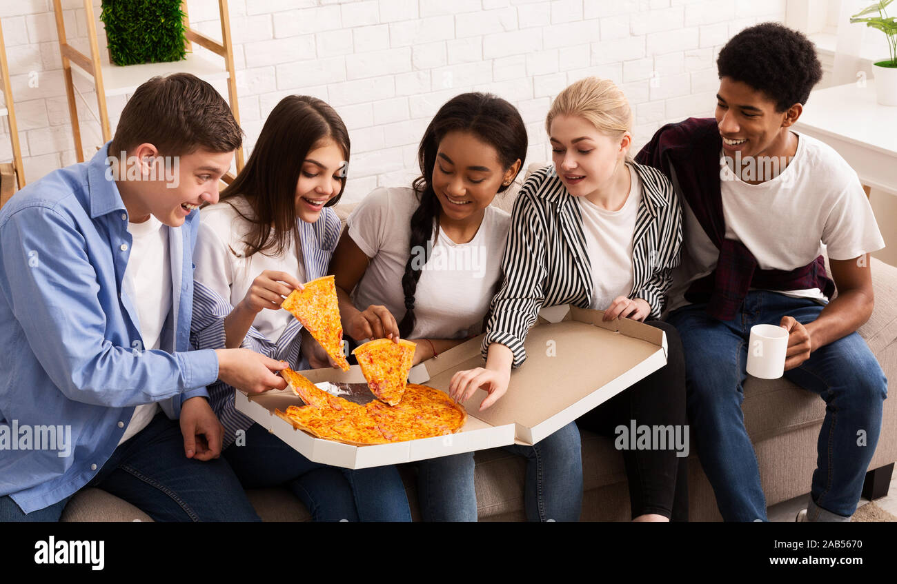 Male roommates party hi-res stock photography and images - Alamy