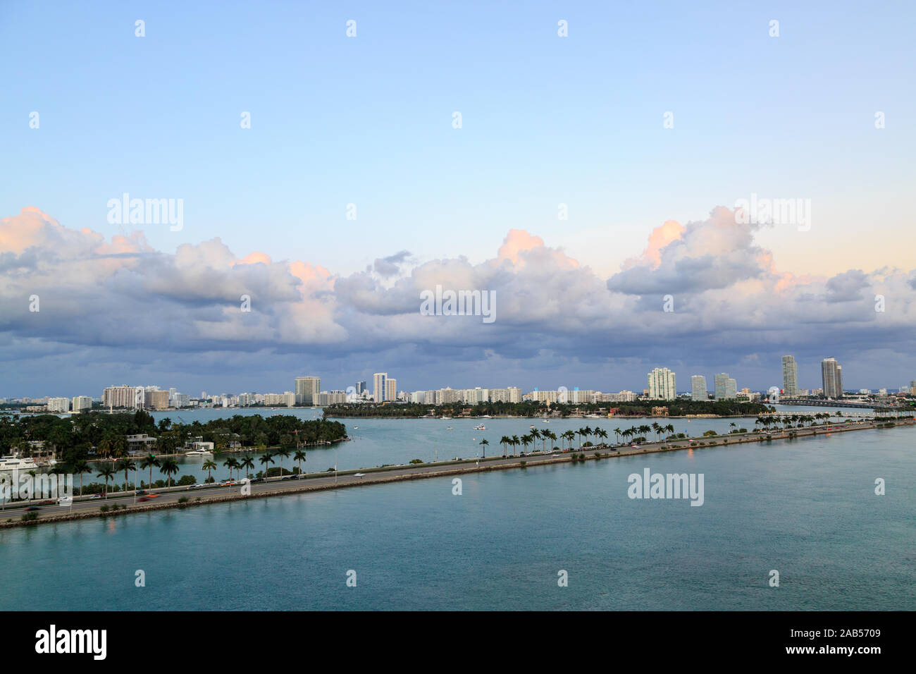 Fort lauderdale and port hi-res stock photography and images - Alamy