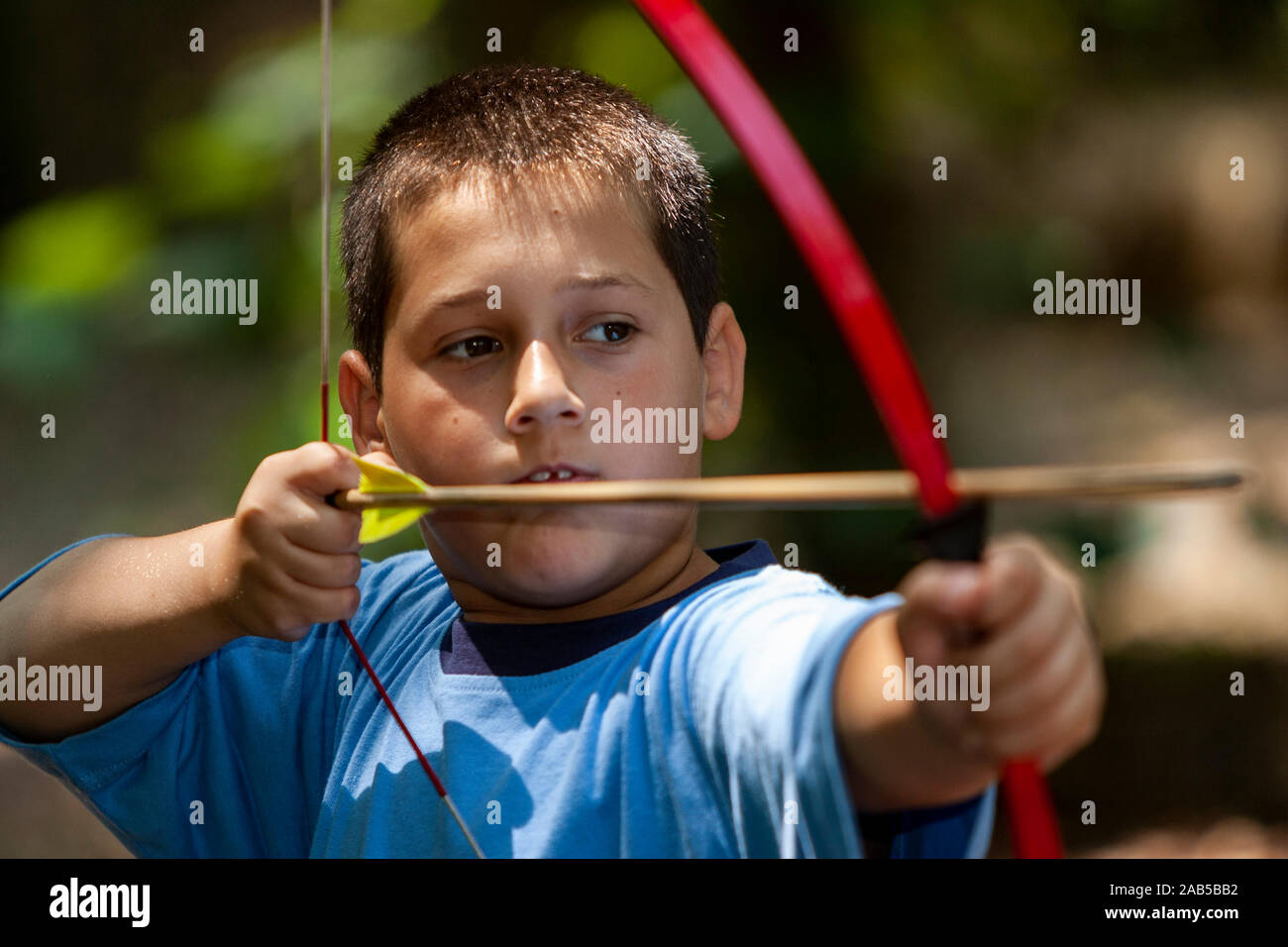 Kids Camp Archery High Resolution Stock Photography and Images - Alamy
