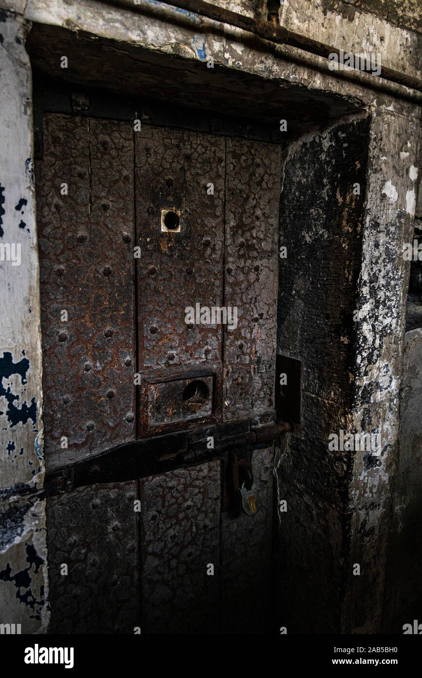 Jail cell locked hi-res stock photography and images - Alamy