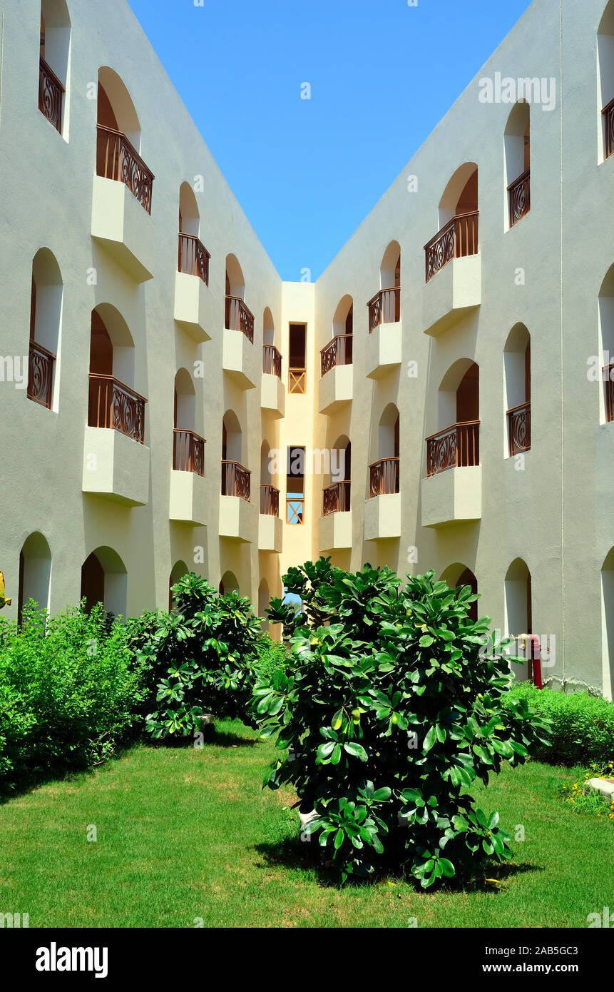 marsa alam egypt tourist village Stock Photo - Alamy