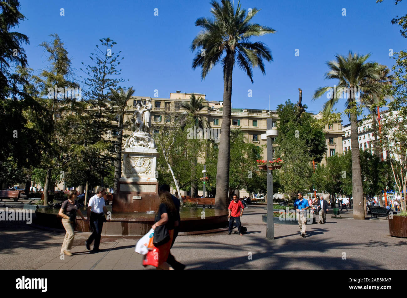 Monumento simon bolivar hi-res stock photography and images - Alamy