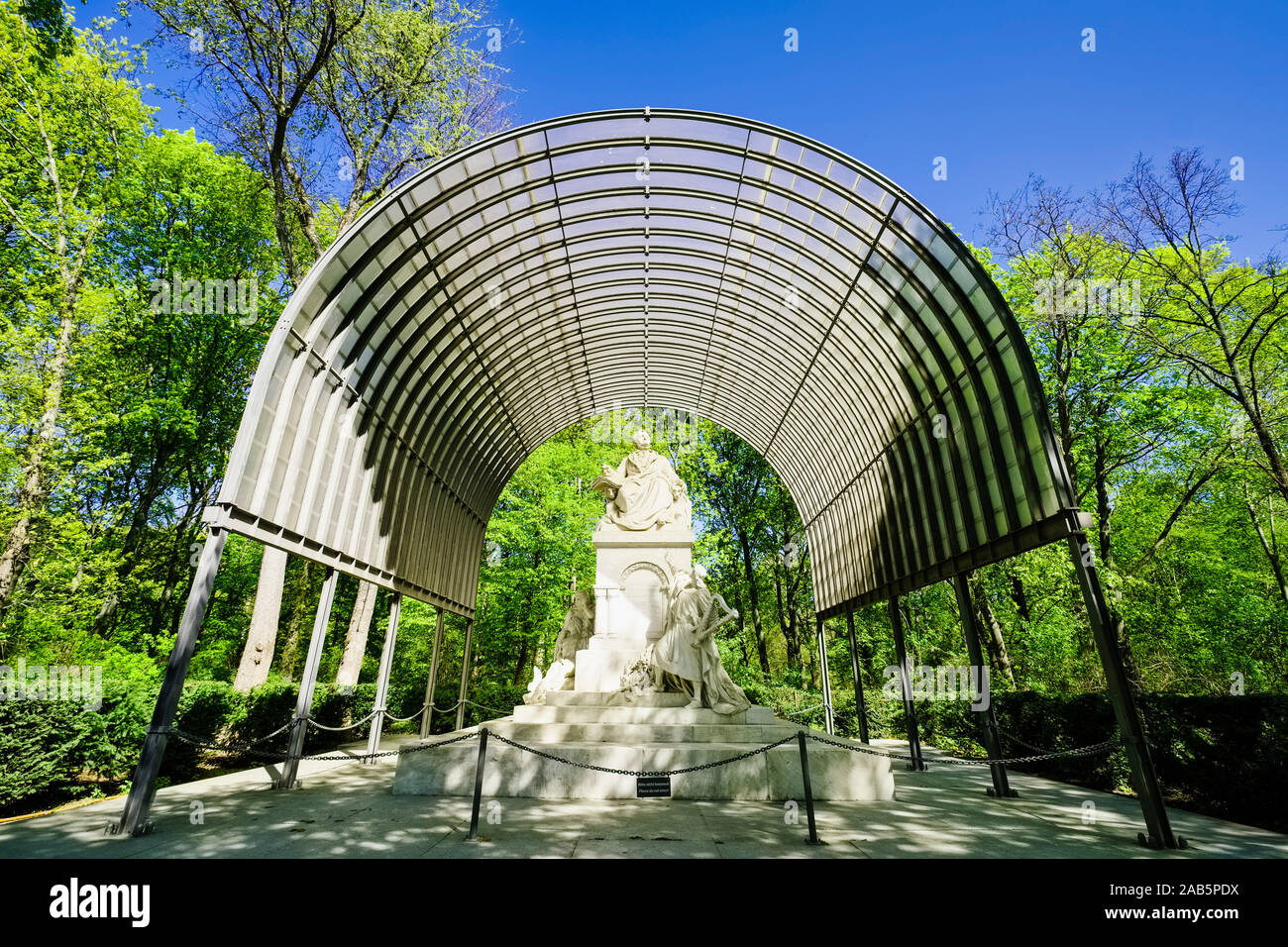 Marble statue richard wagner hi-res stock photography and images - Alamy
