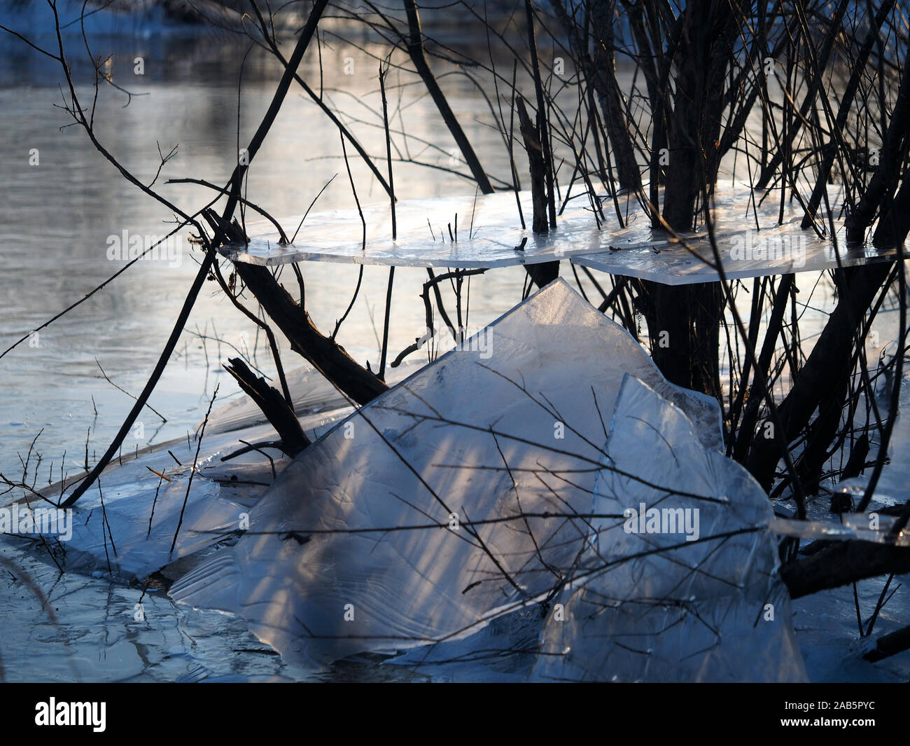 Incredible unique weather phenomenon - ice blocks over the lake in the ...