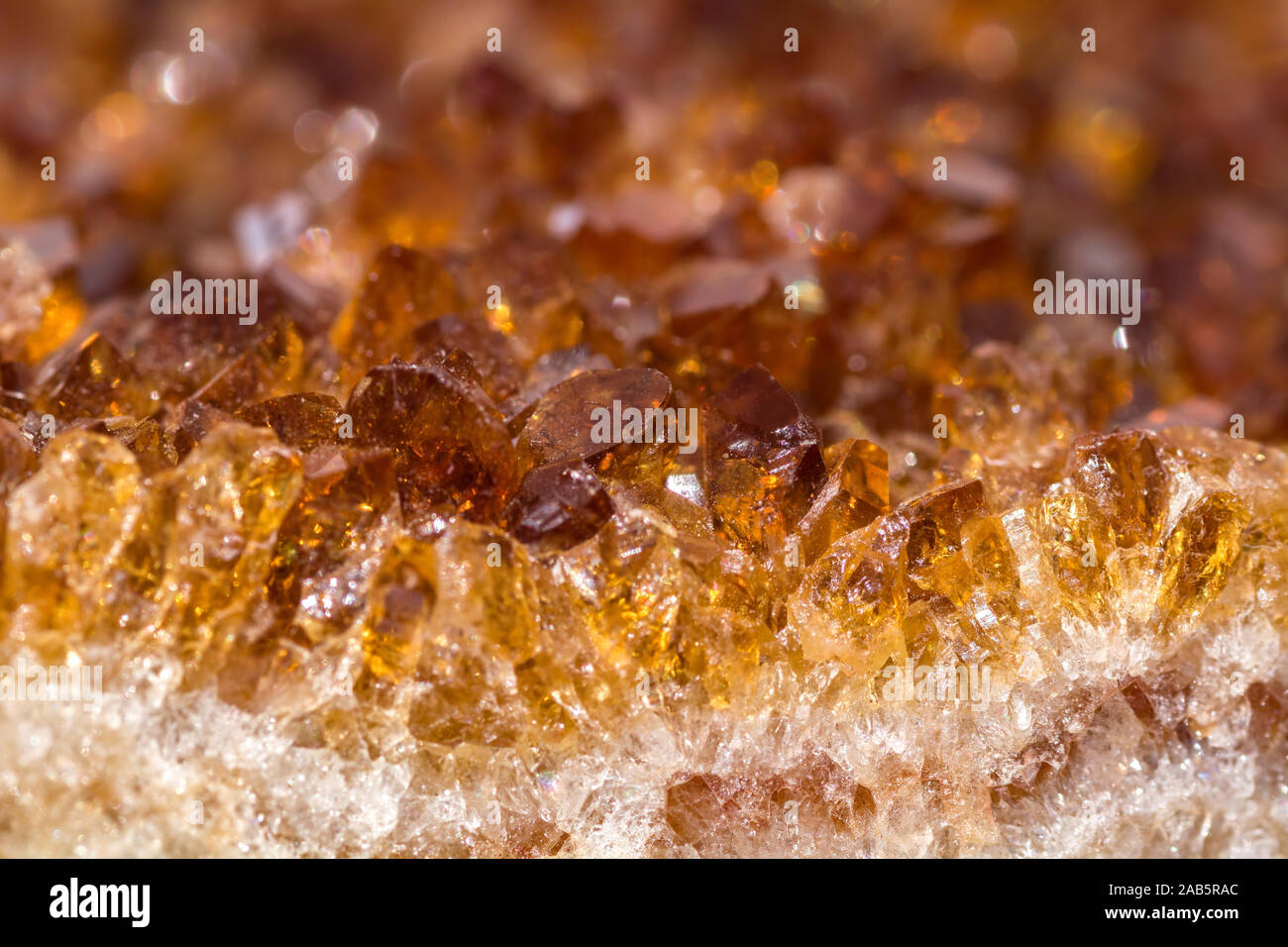 Citrine geode hi-res stock photography and images - Alamy