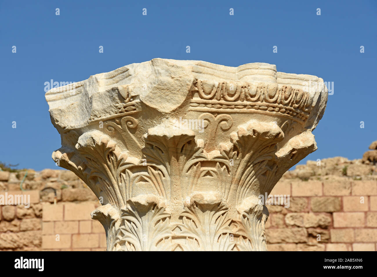 Art in the stone, Roman column head Stock Photo - Alamy