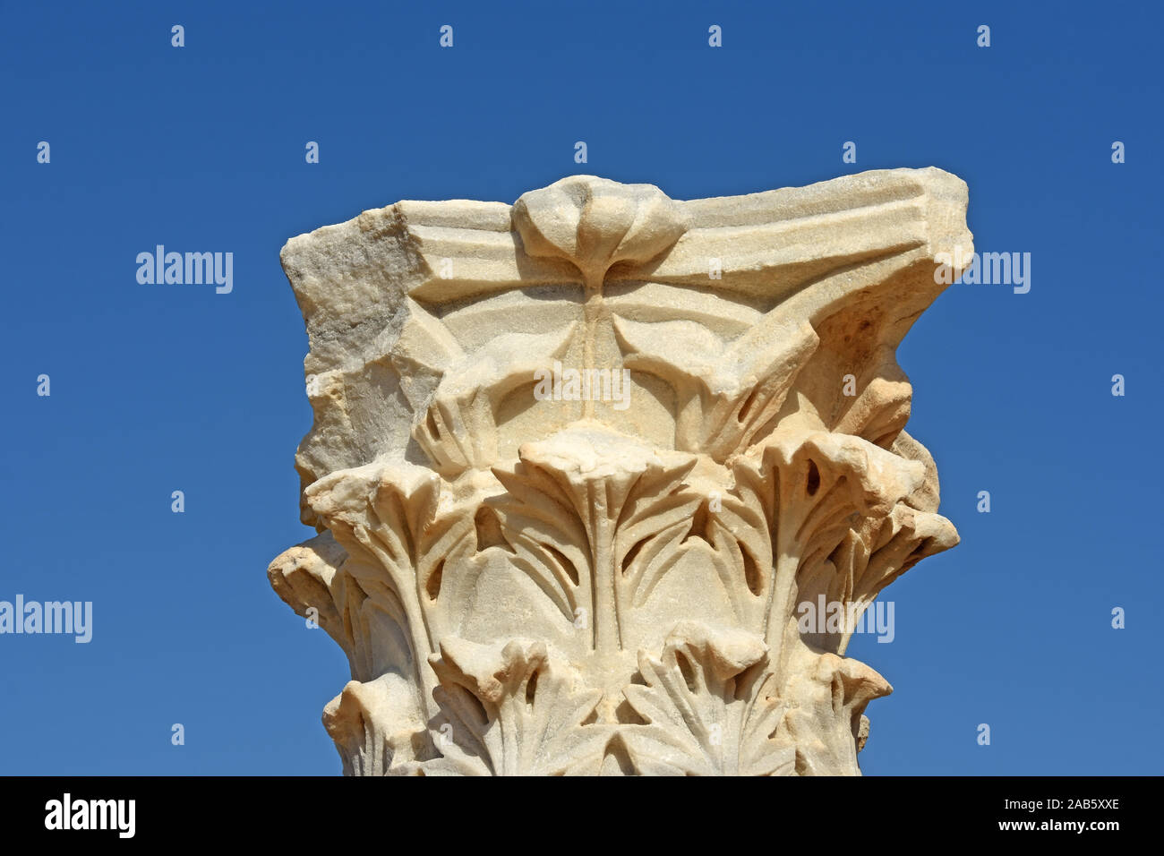 Art in the stone, Roman column head Stock Photo - Alamy