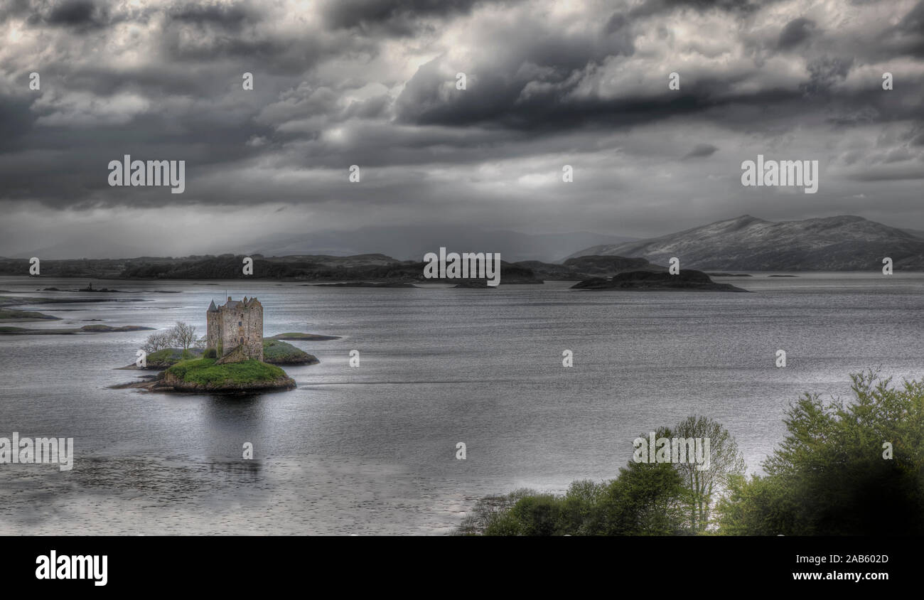 Hdri castle hi-res stock photography and images - Alamy