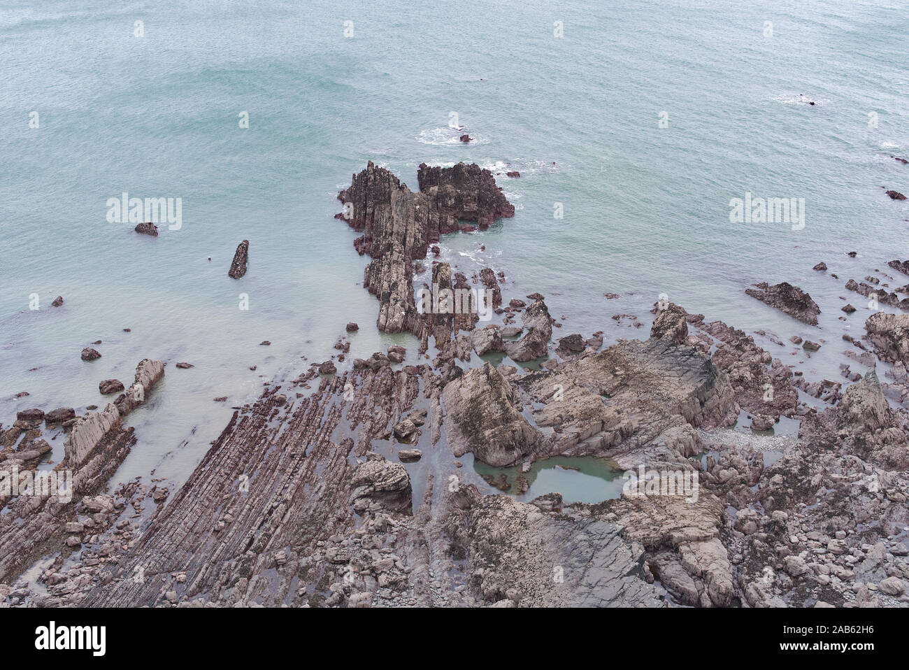 Igneous rock cornwall hi-res stock photography and images - Alamy