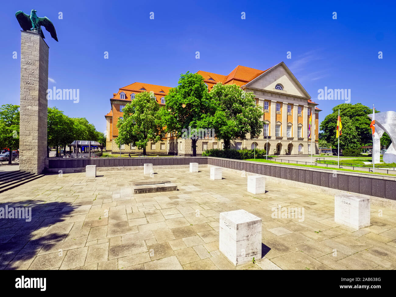 Siemens Monument ,Siemens head office, Siemensstadt, Berlin, Germany ...