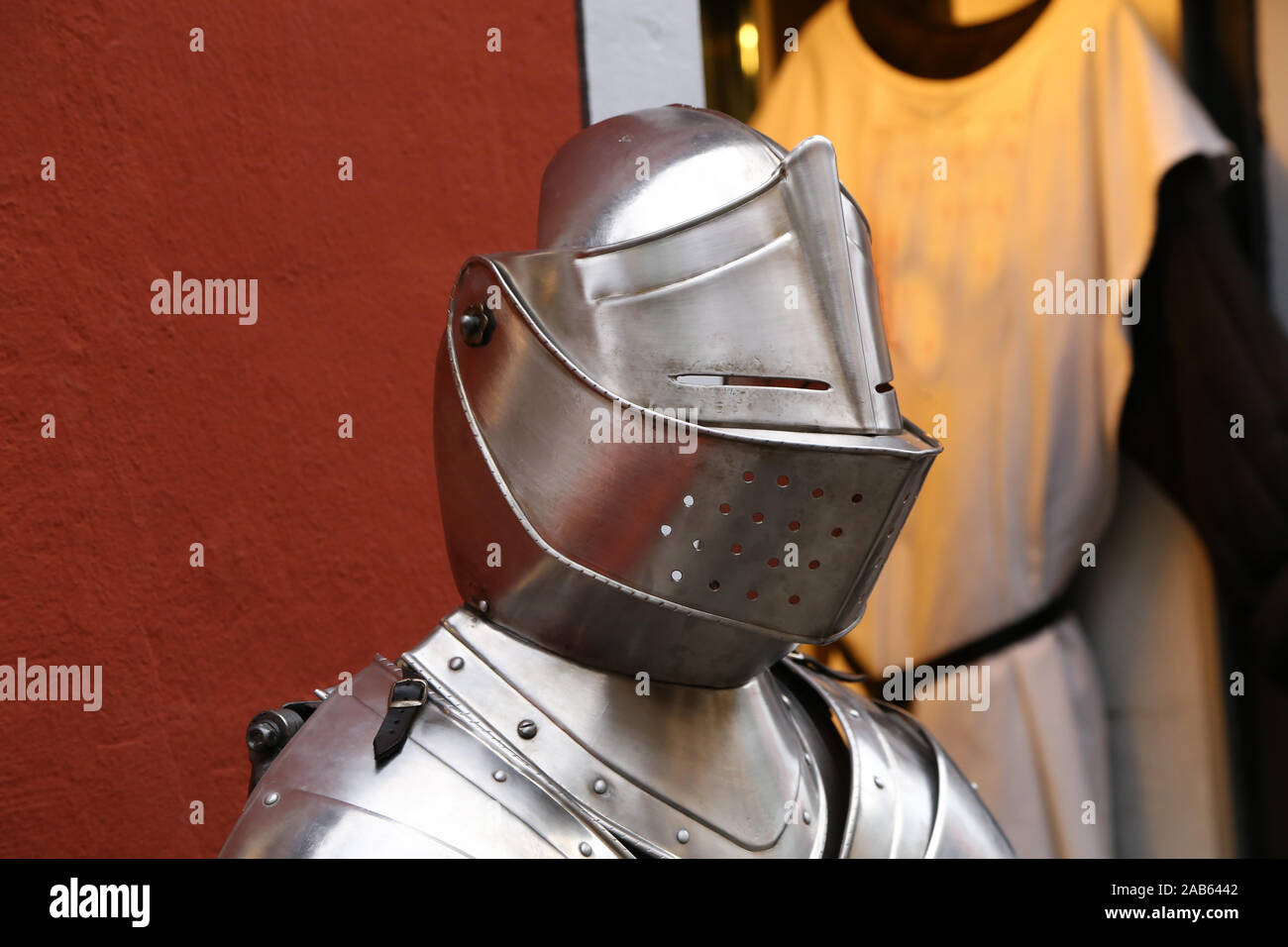 Knight in shining armor. Detail metal helmets Stock Photo - Alamy