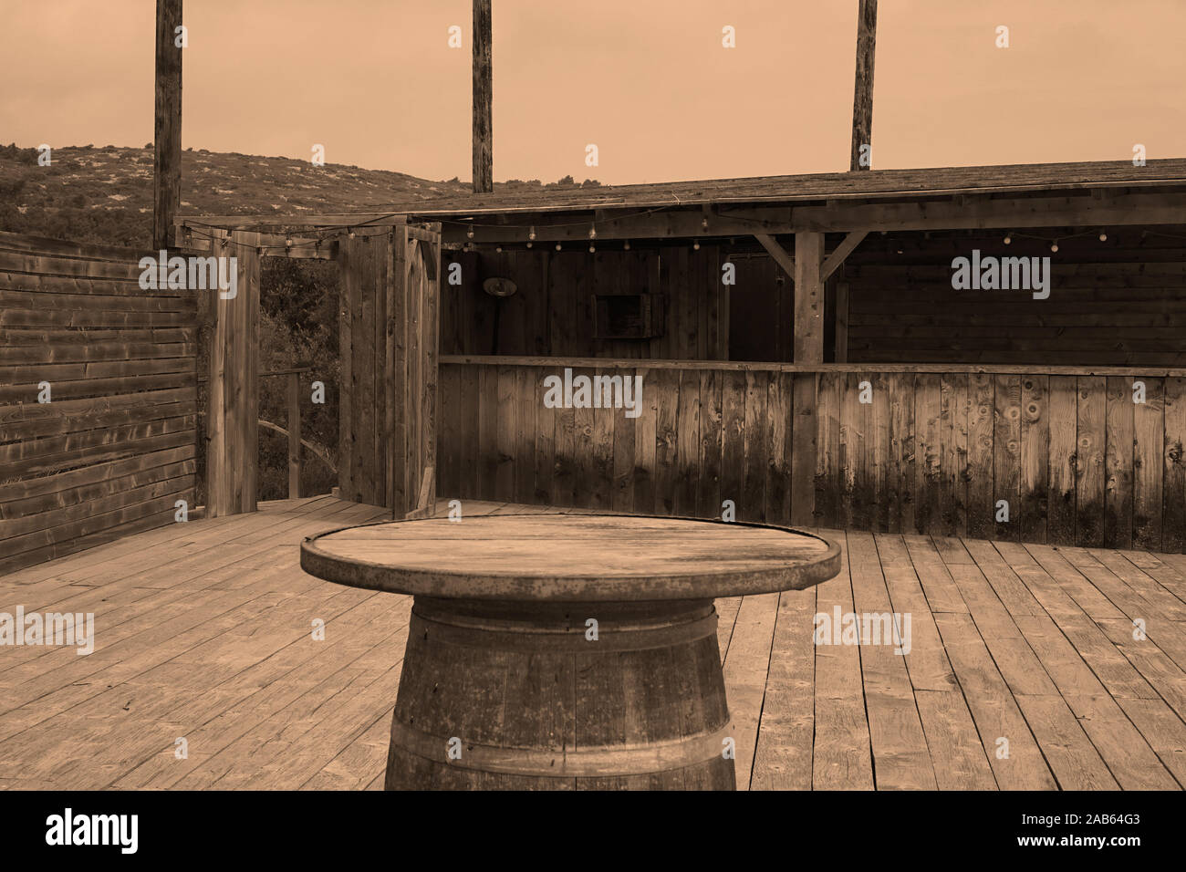 Outdoor tavern hi-res stock photography and images - Alamy