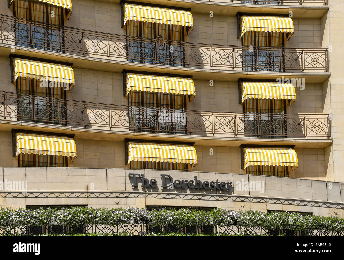 LONDON, ENGLAND - JUNE 2018: Front view of the The Dorchester Hotel on ...