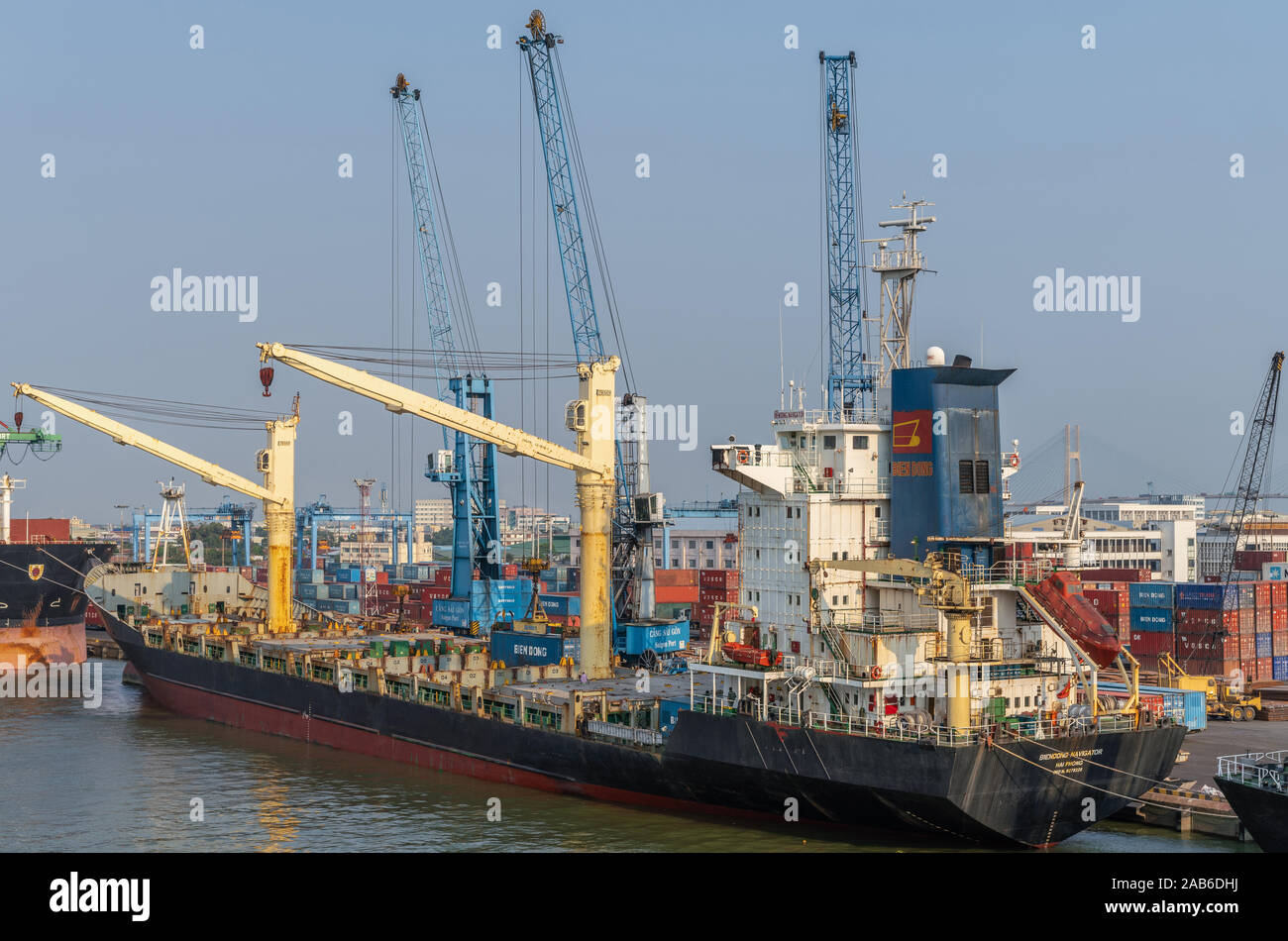 Biendong navigator hi-res stock photography and images - Alamy