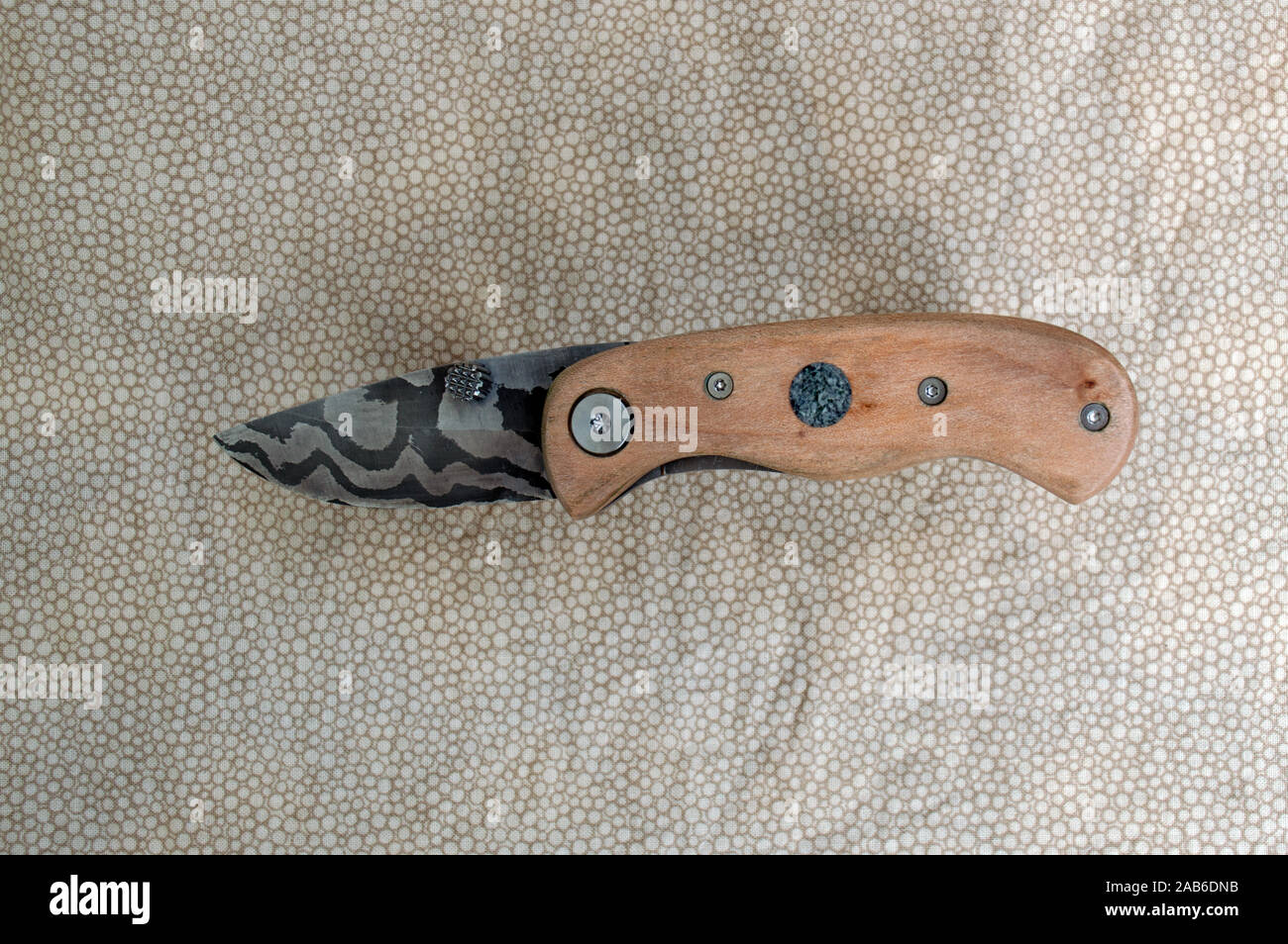 With damascus blade hi-res stock photography and images - Alamy
