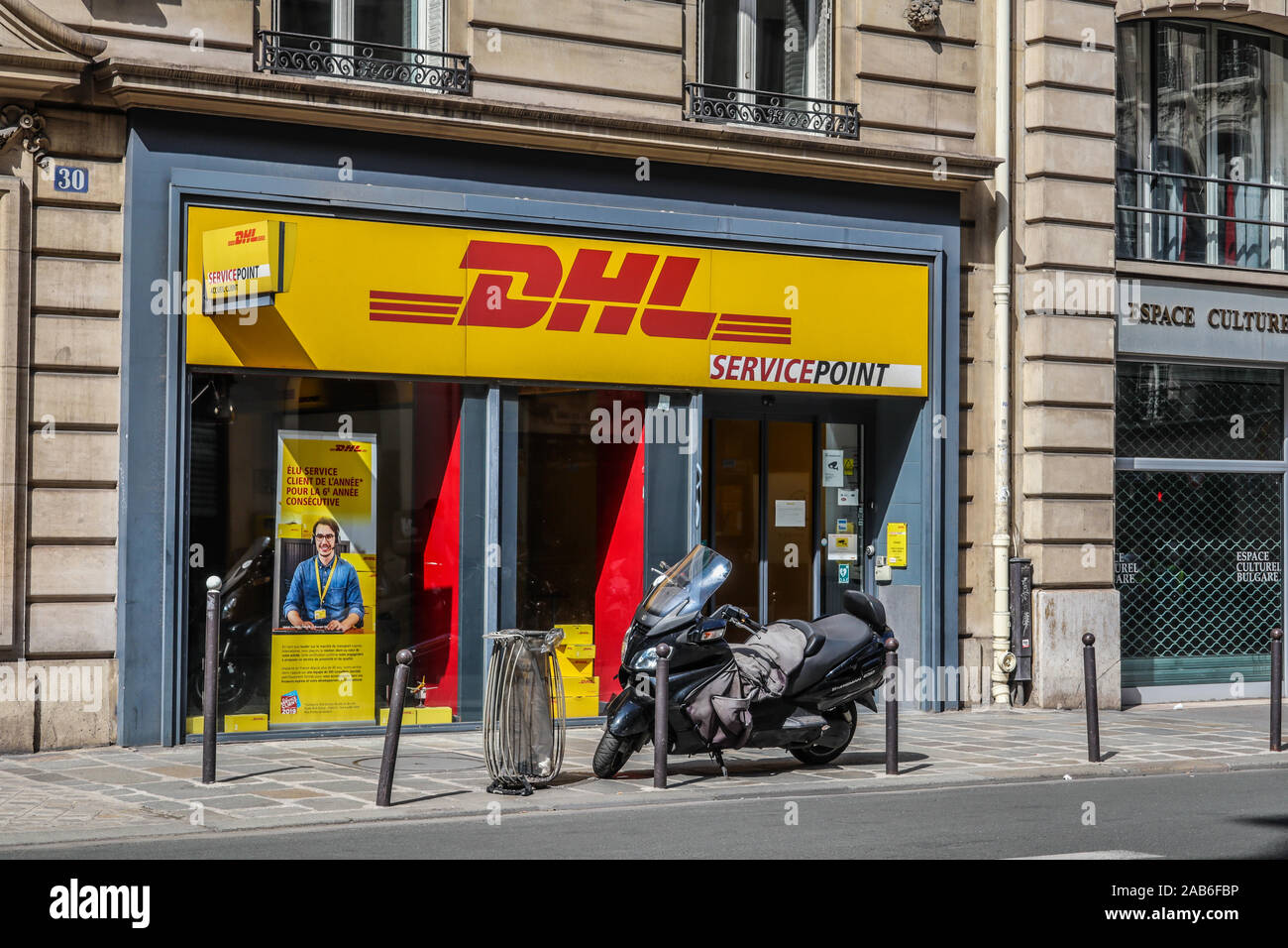 DHL shop in Paris, France, Europe Stock Photo - Alamy