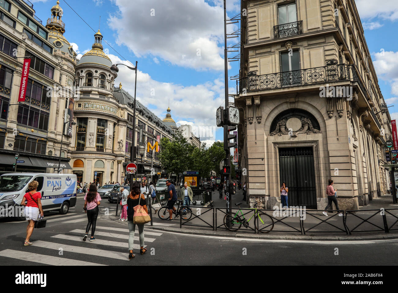 Street scene in Paris, France, Europe Stock Photo - Alamy