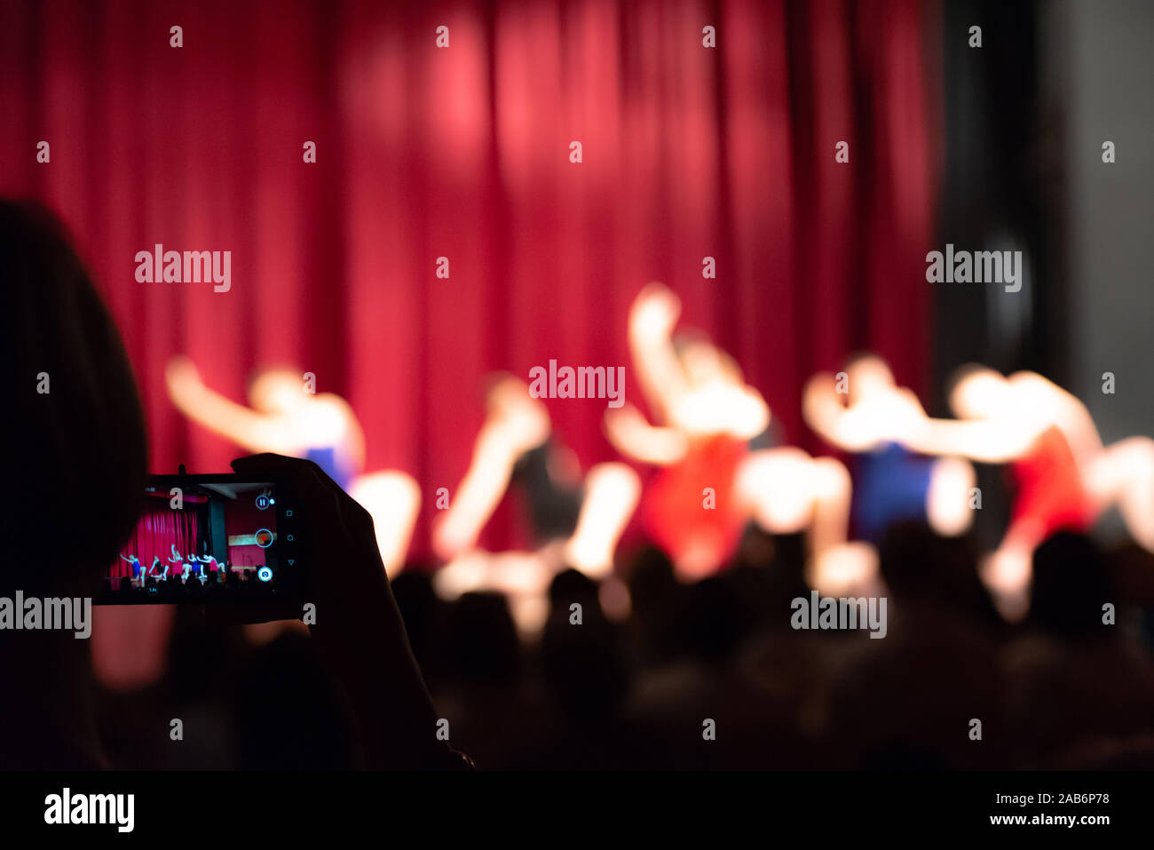 Live video screen hi-res stock photography and images - Alamy