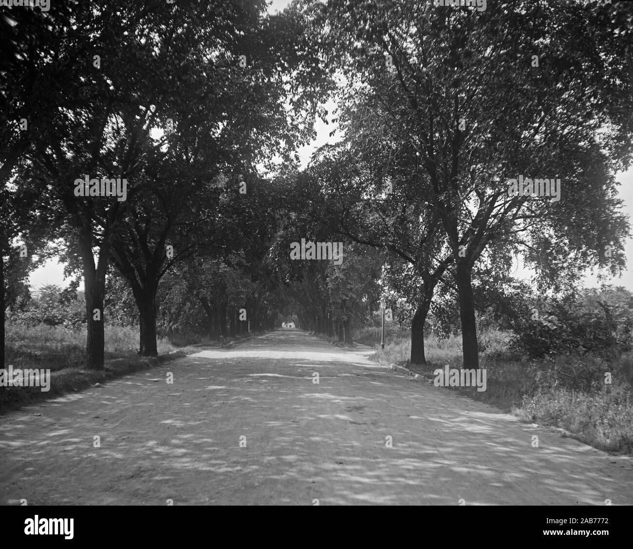 Rural washington d c street 1920s hi-res stock photography and images ...