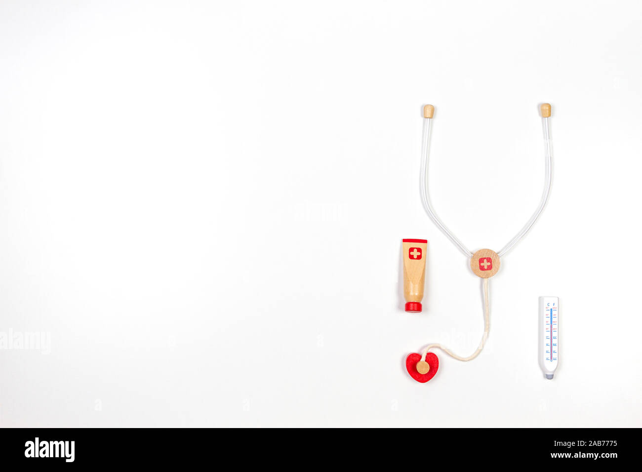 Kid toys medical equipment tool set. Wooden toy stethoscope ...