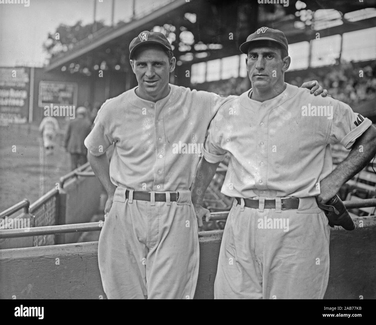 Early 1900s baseball player hi-res stock photography and images - Alamy