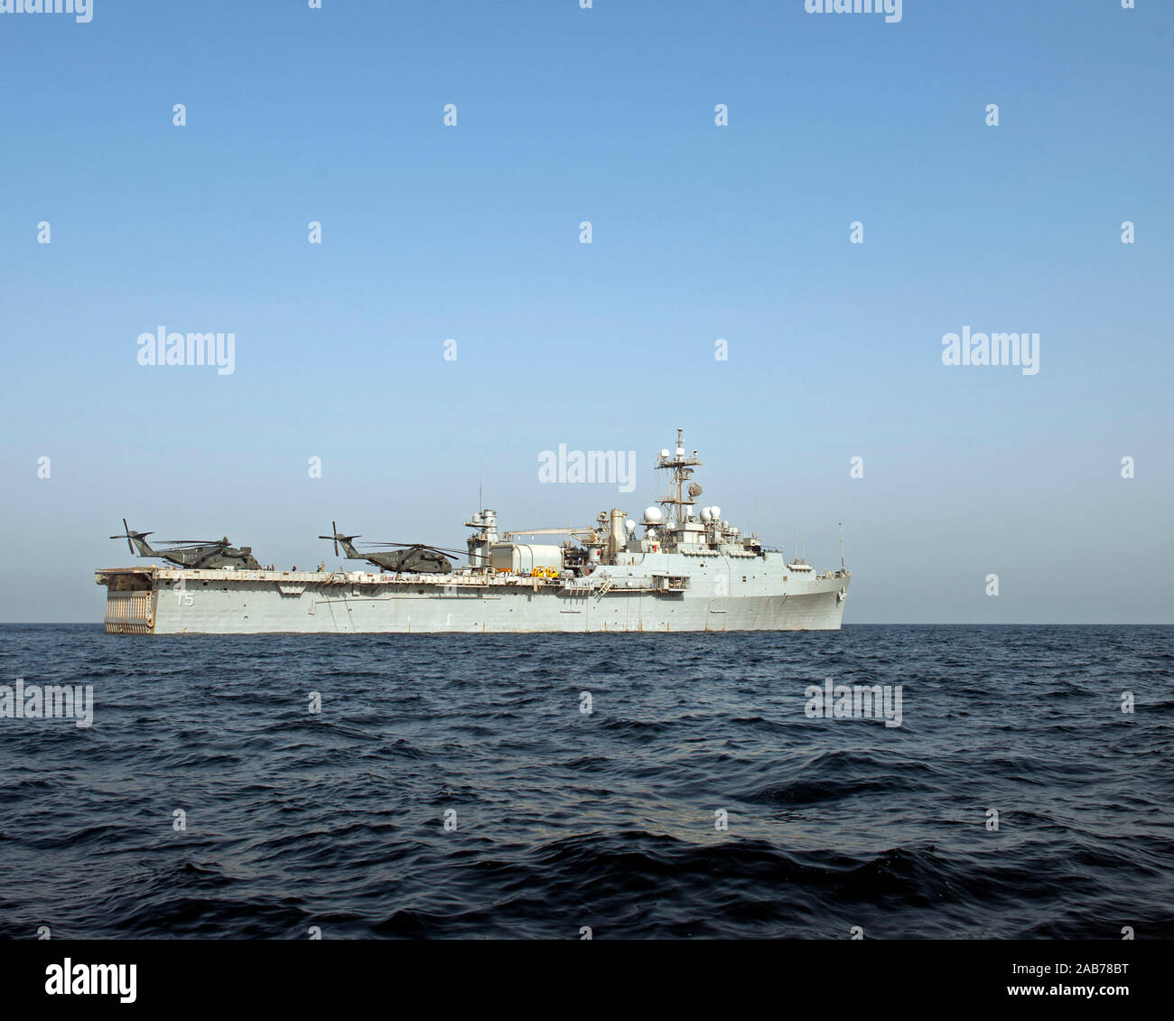 Uss ponce afsb i 15 hi-res stock photography and images - Alamy