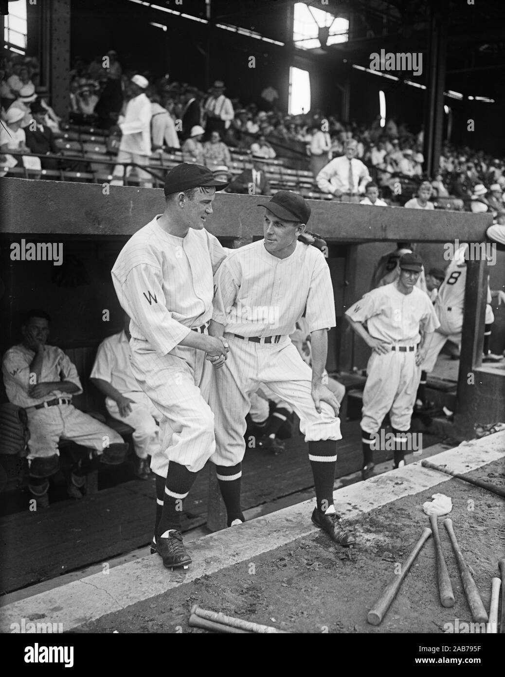 Early 1900s baseball player hi-res stock photography and images - Alamy