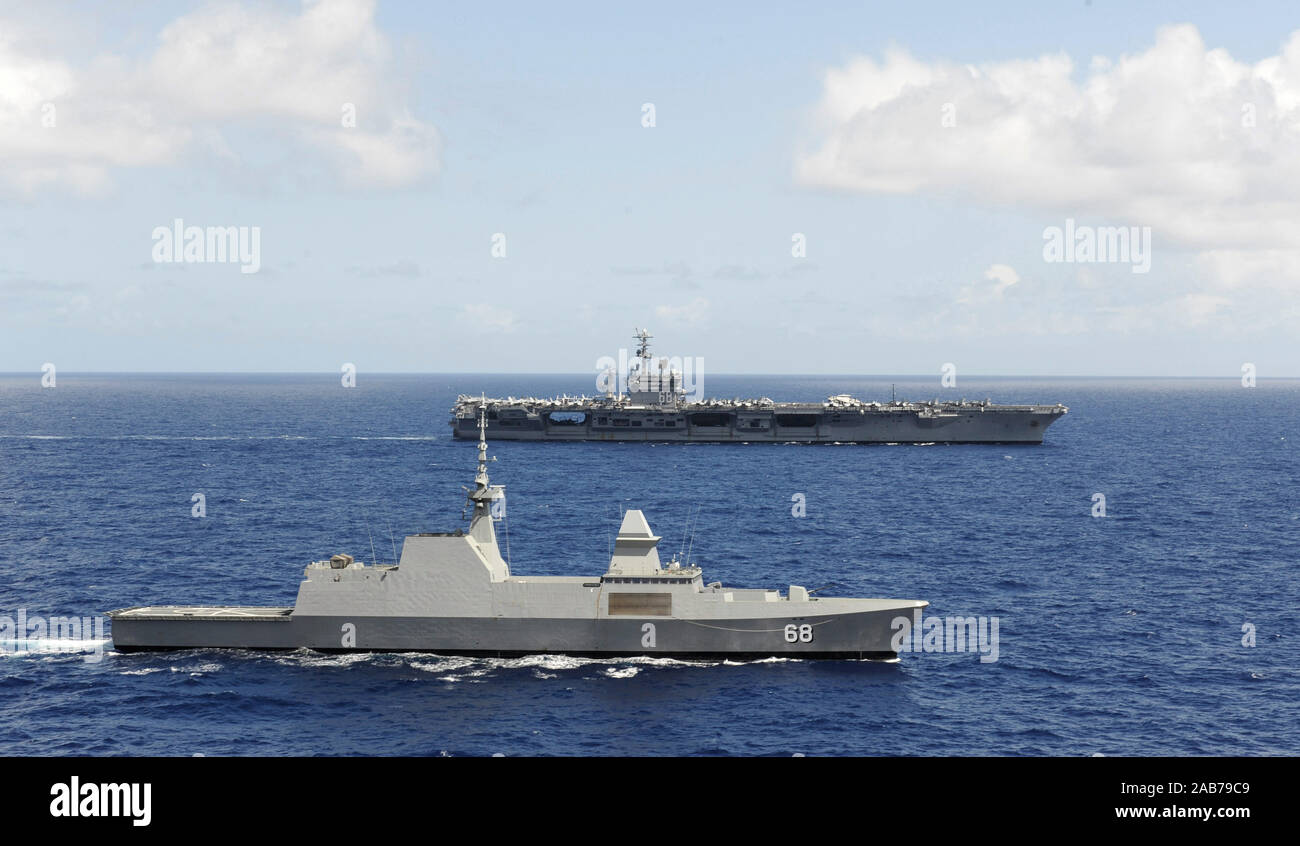Singapore navy firgate hi-res stock photography and images - Alamy