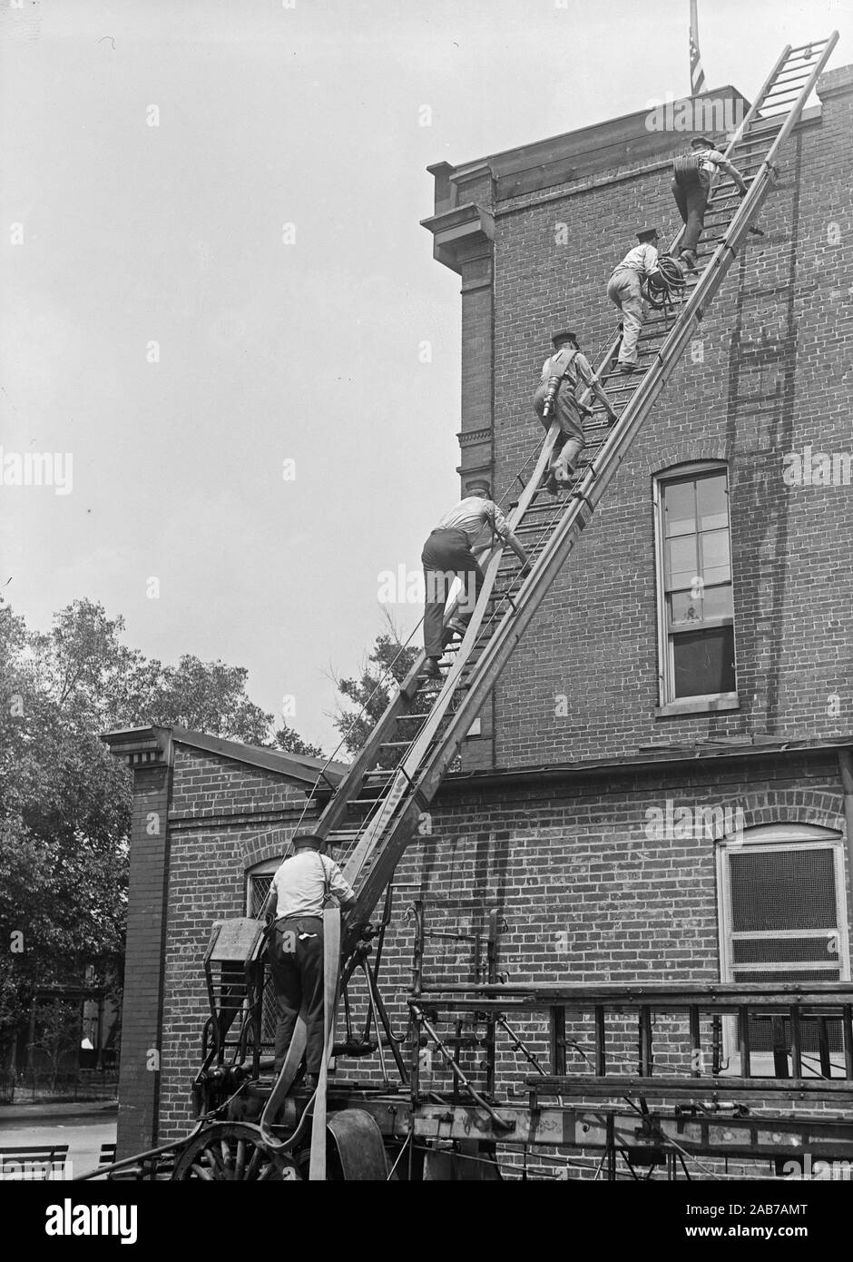 1920s fireman exercise hi-res stock photography and images - Alamy