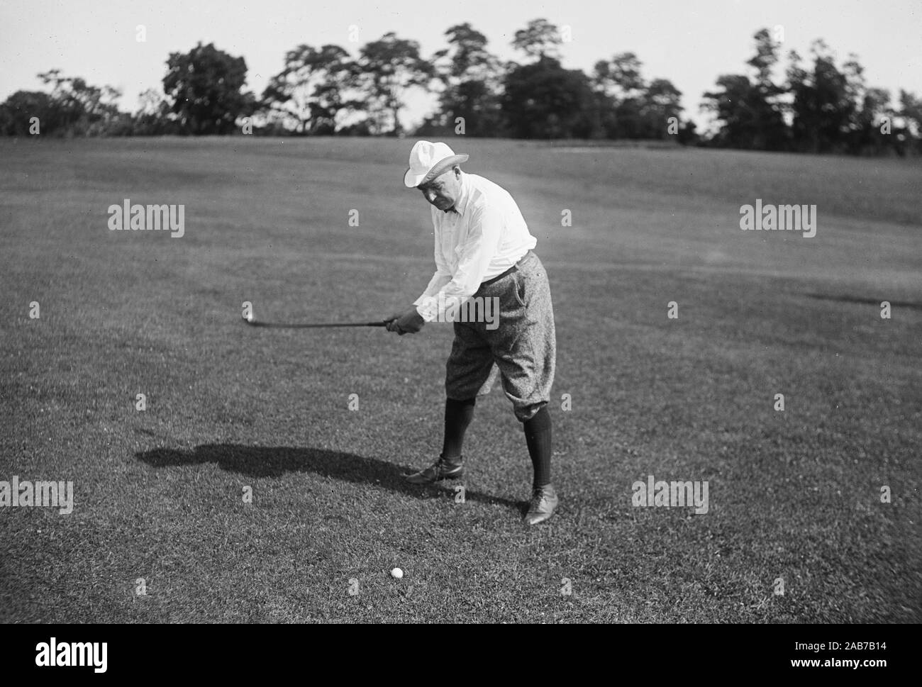 Warren Harding playing golf ca. 1921-1923 Stock Photo - Alamy