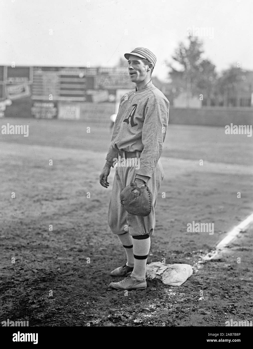 Vintage 1910s Baseball Players - Earle Mack, Philadelphia AL ca. 1914 ...