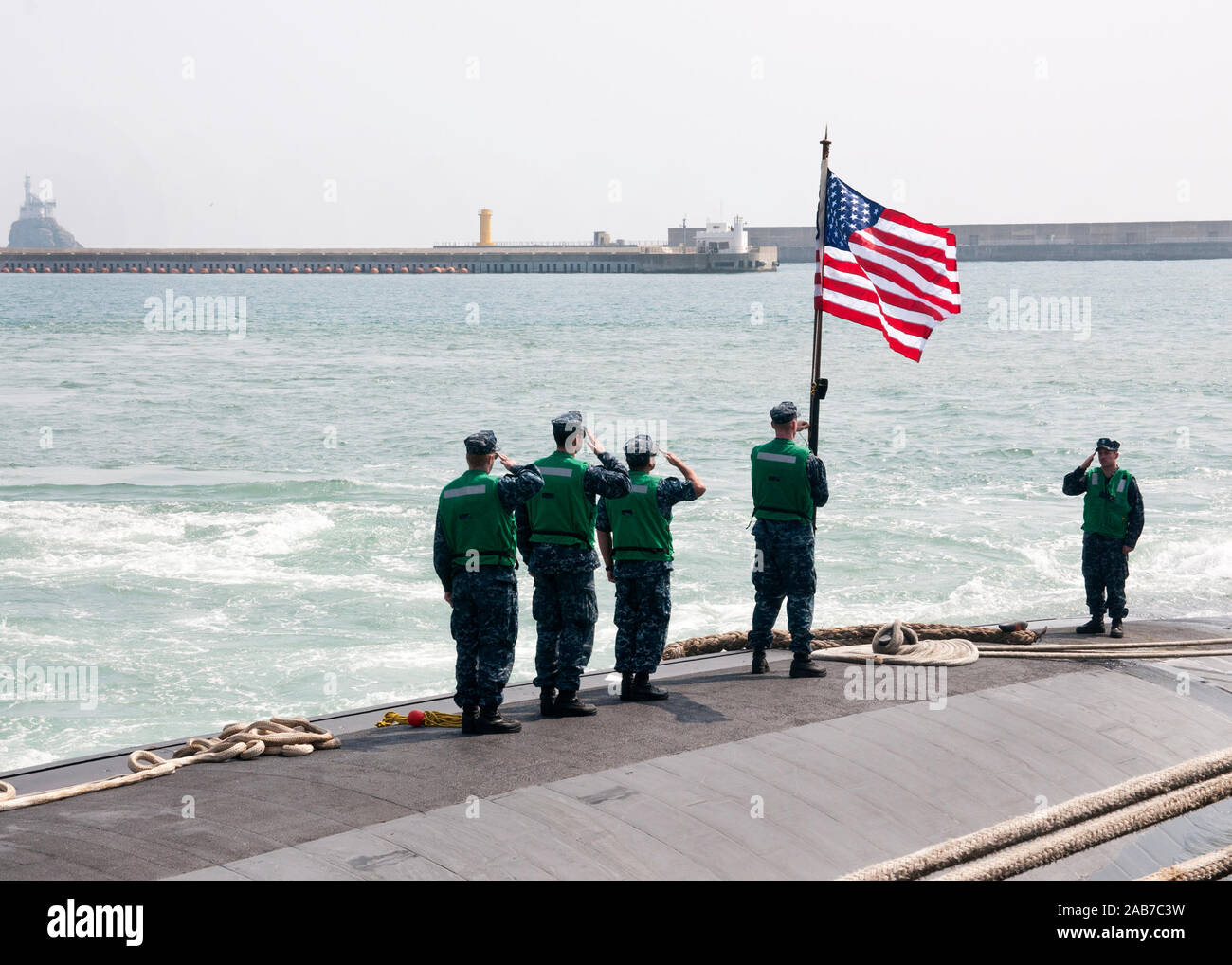 Los angeles class attack submarine uss cheyenne ssn 773 hi-res stock ...