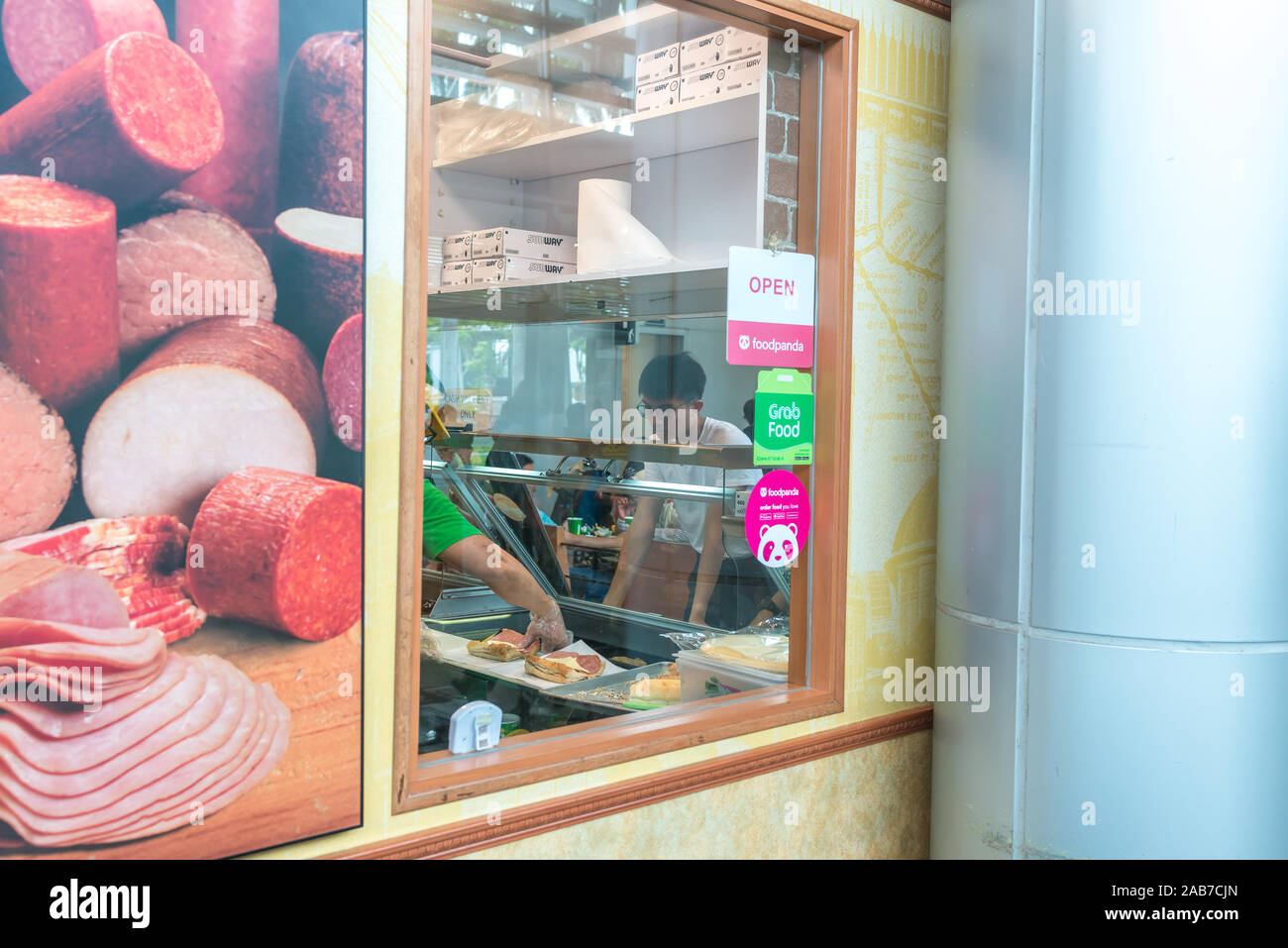 Famous food brand subway hi-res stock photography and images - Alamy