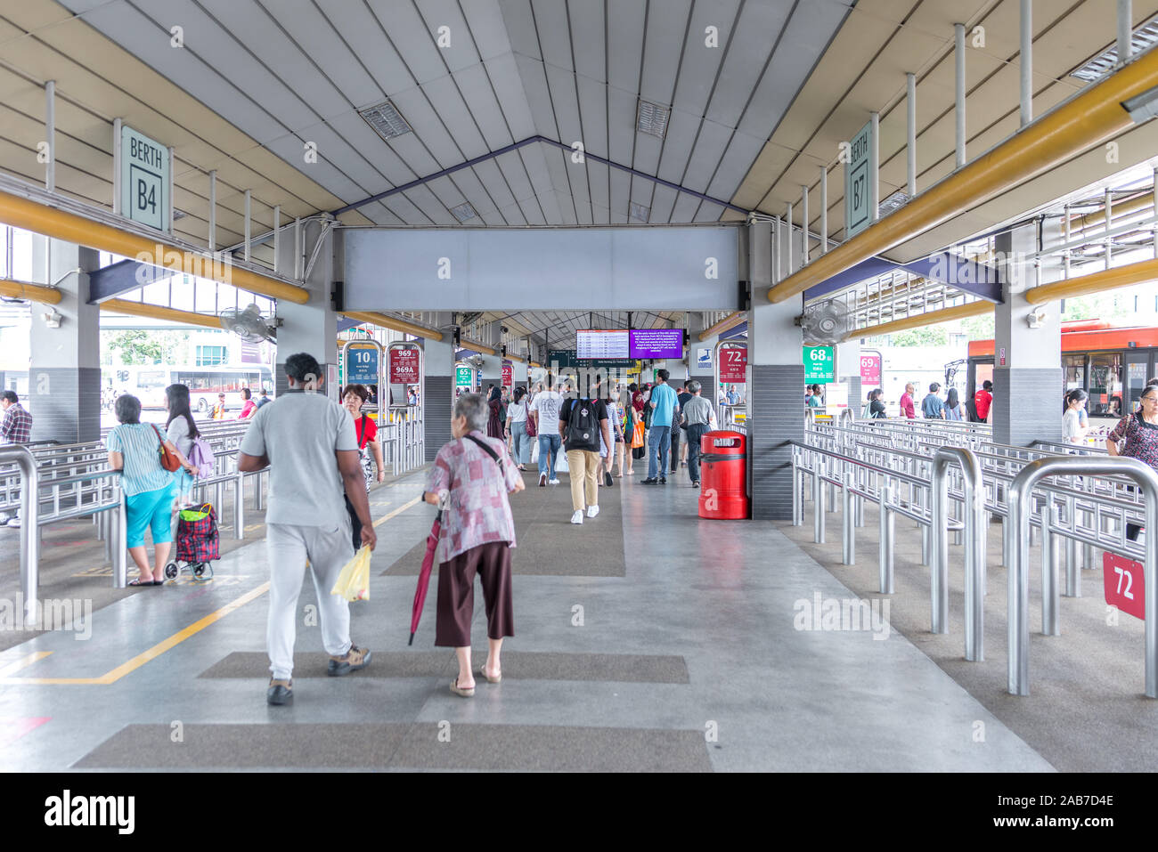 Singapore, bus station hi-res stock photography and images - Alamy
